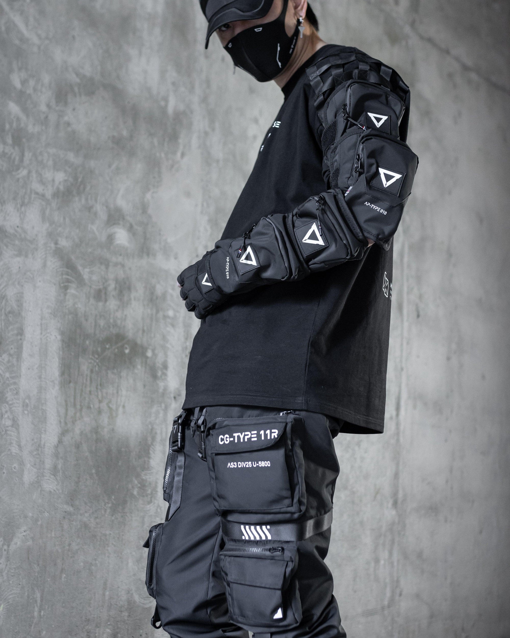 AP-Type 010 Arm Pouch - Fabric of the Universe